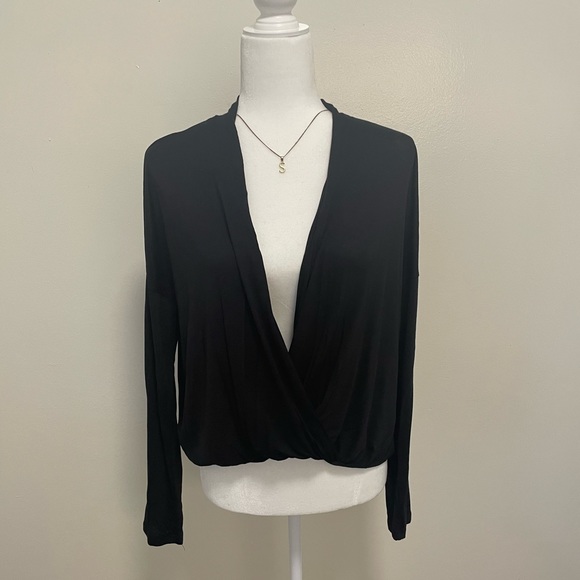 Forever 21 | Tops | Forever 2 Black Low Cut Top | Poshmark